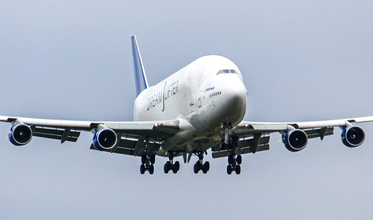 Meet the 747 DreamLifter: The Plane That Transports Other Airplanes ...
