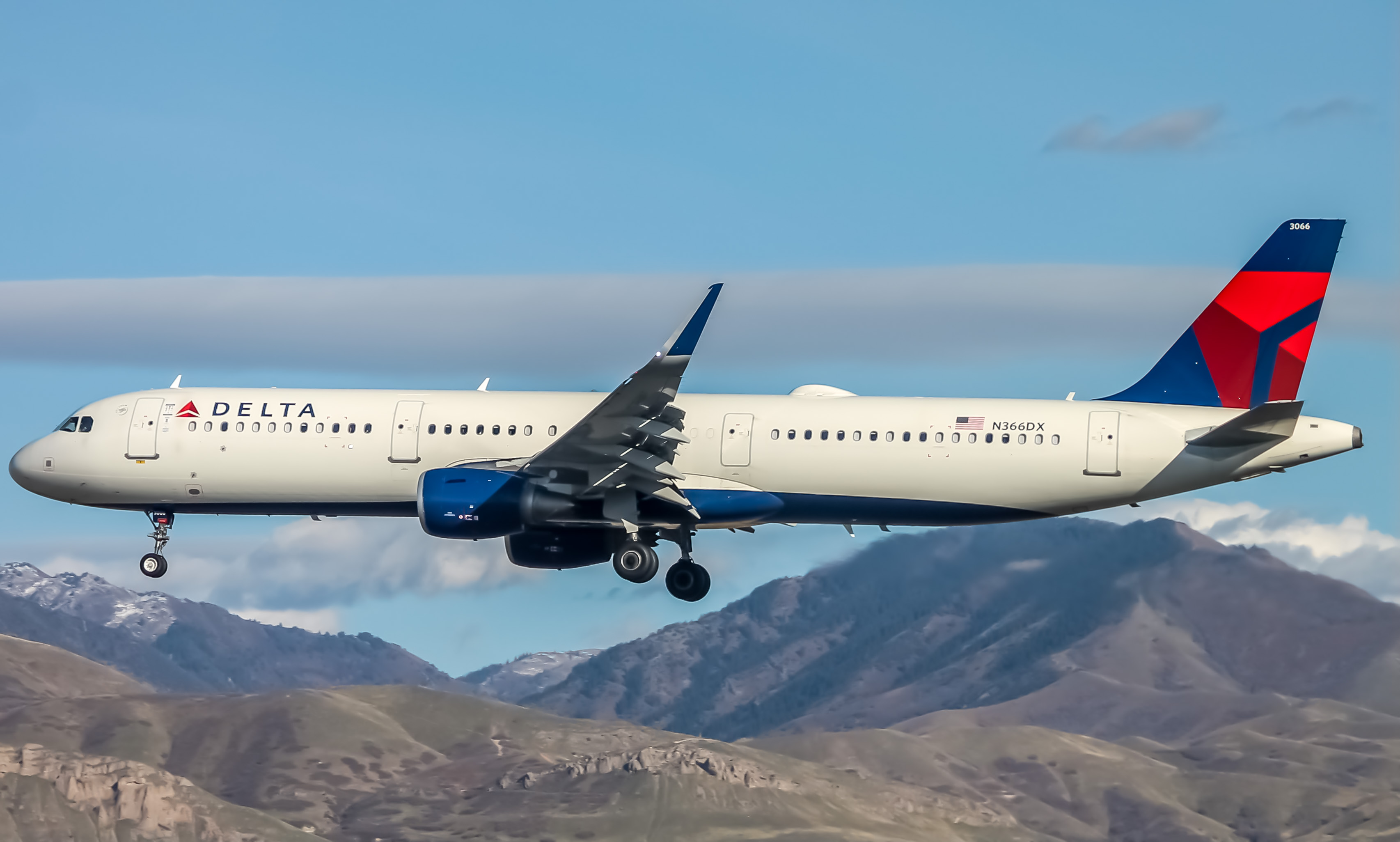 Delta Signs New Codeshare Agreement With Scandinavian Airlines ...